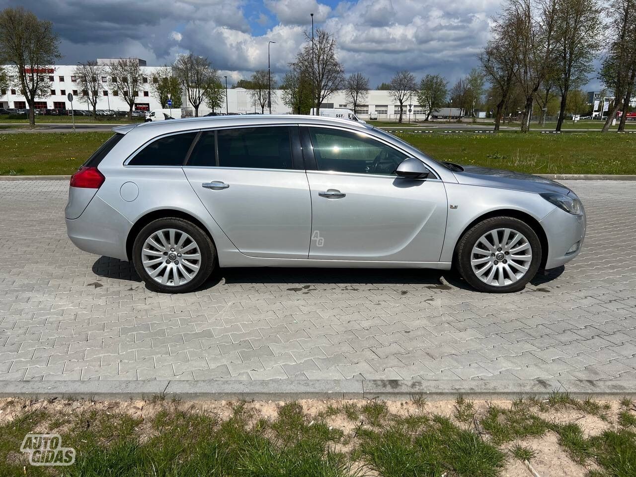 Opel Insignia - Arkamis.lt