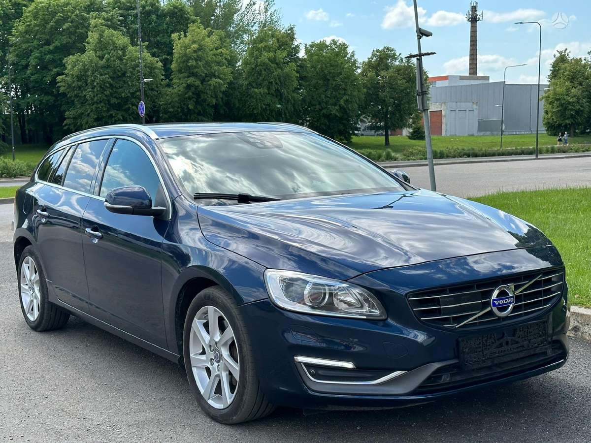 Volvo V60 - Arkamis.lt