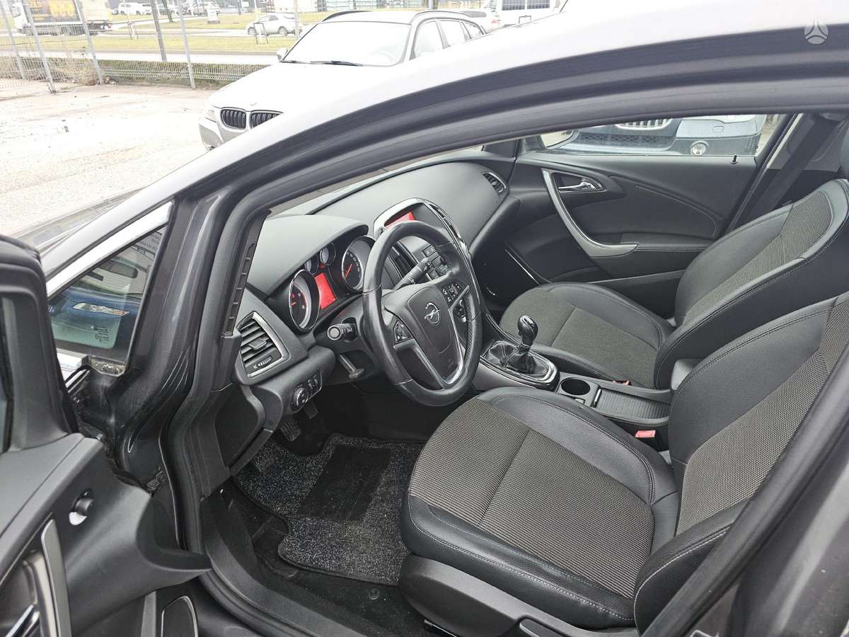 Opel Astra - Arkamis.lt