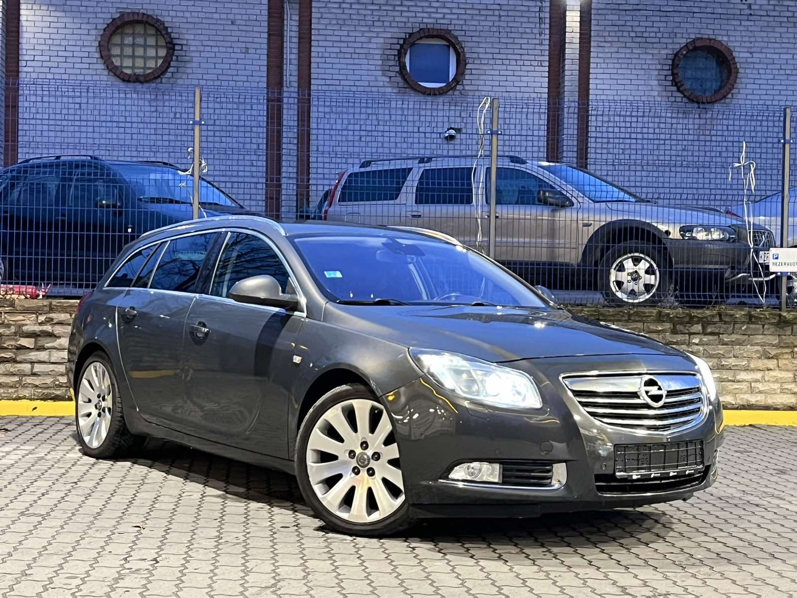 Opel Insignia - Arkamis.lt