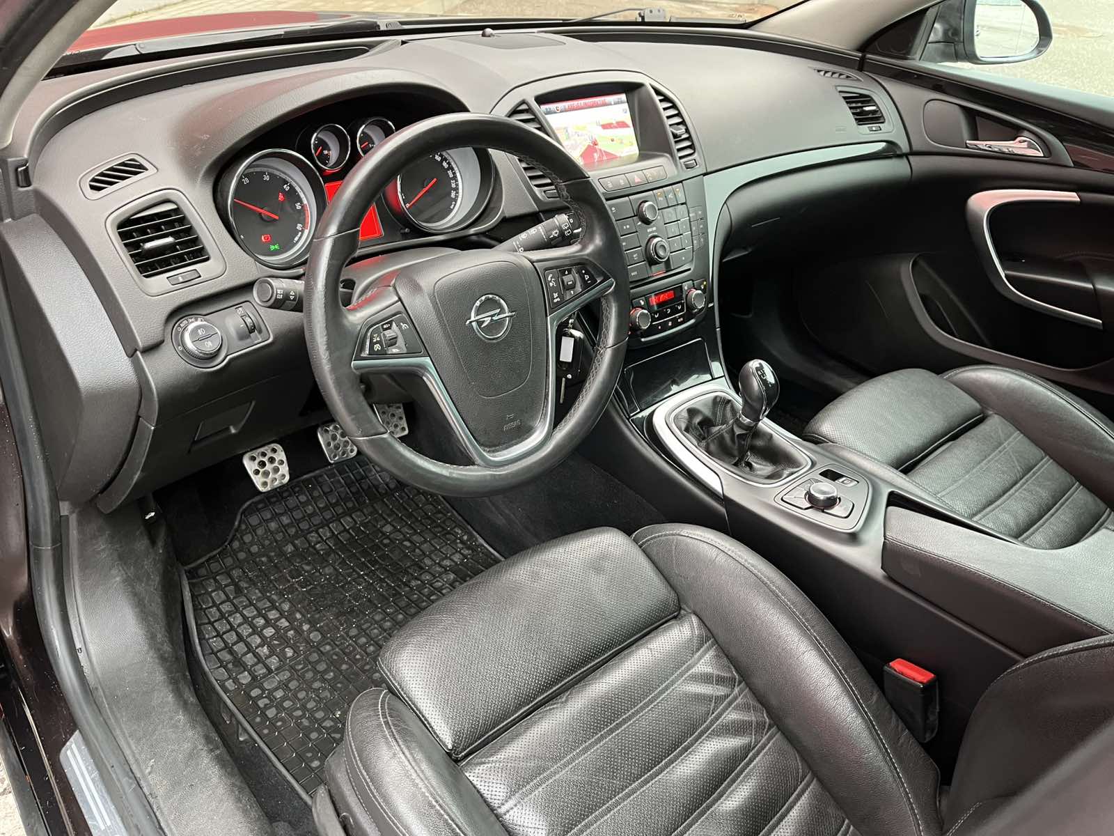 Opel Insignia - Arkamis.lt