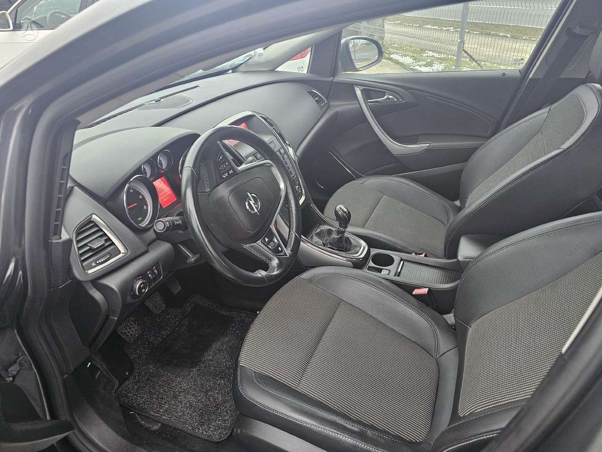 Opel Astra - Arkamis.lt